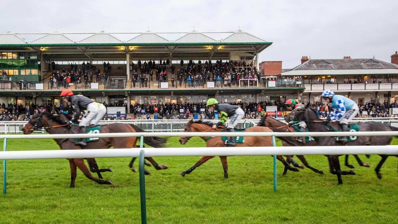 Wednesday’s Horse Racing Tips: Warwick, November 22nd - bettingexpert ...